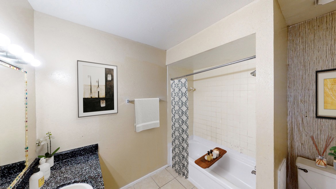 Summercrest Apartments in Houston, TX Spring Branch